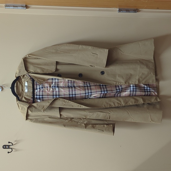 Fashion Classic | Jackets & Coats | Tan Trench Coat Multiple | Poshmark